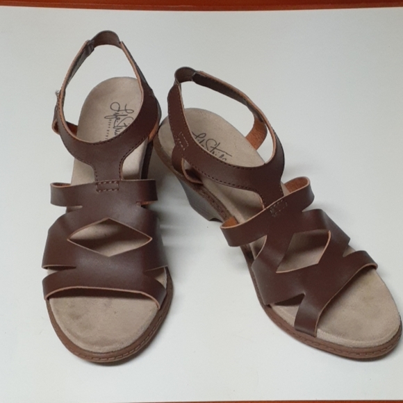 Life Stride | Shoes | Life Stride Wedge Sandals | Poshmark